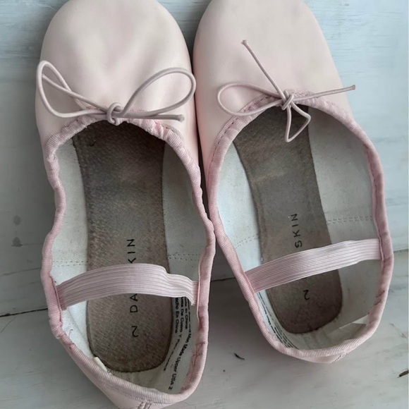 Danskin | Shoes | Danskin Light Pink Ballet Flats | Poshmark
